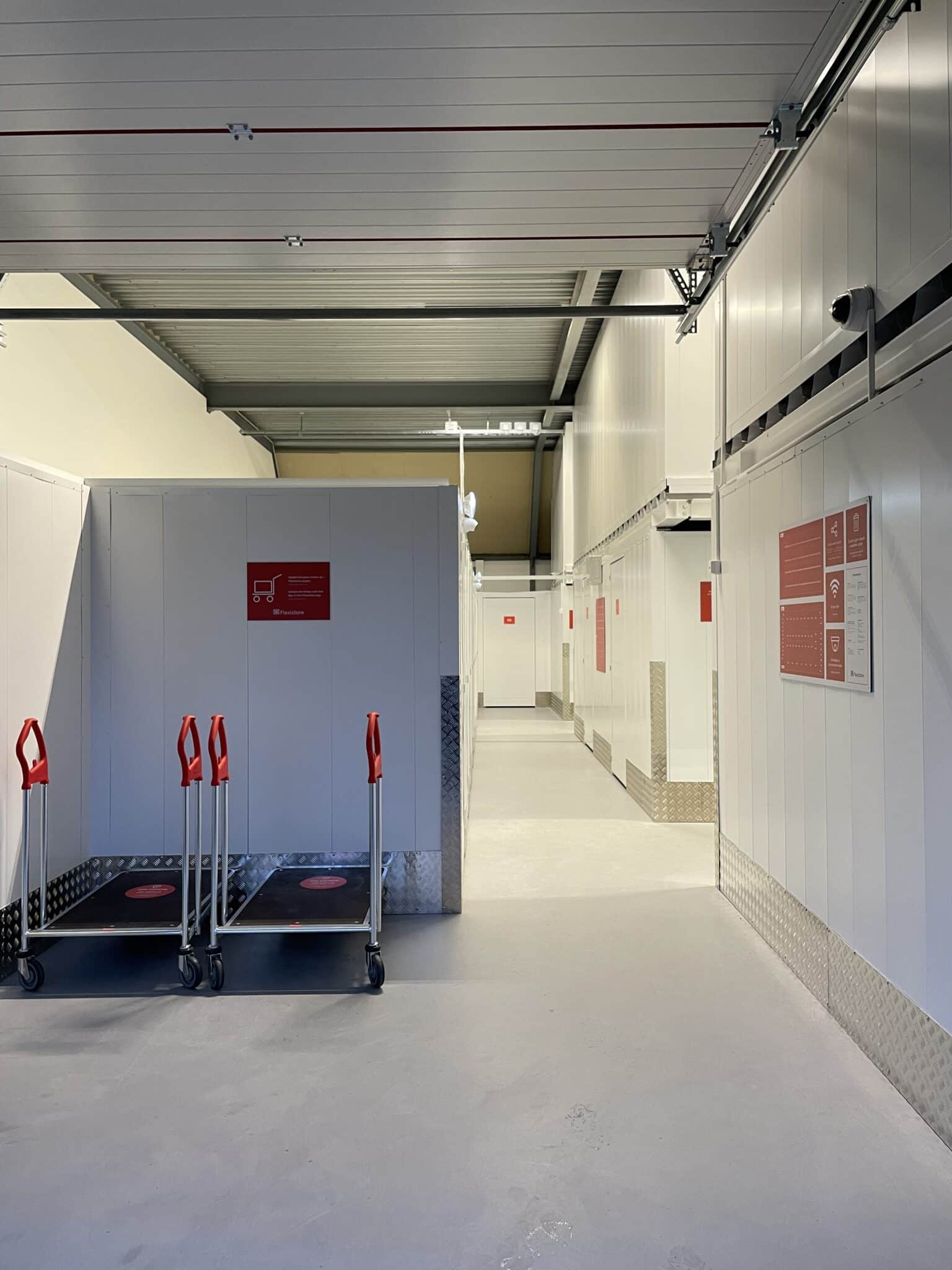 Leie lager: Alt du trenger å vite (pris, minilager, tips)